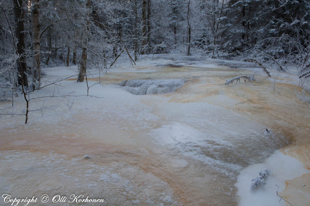 Olli Korhonen | Näe videolta kuinka dramaattisesti jäätyvä joki muuttui ...